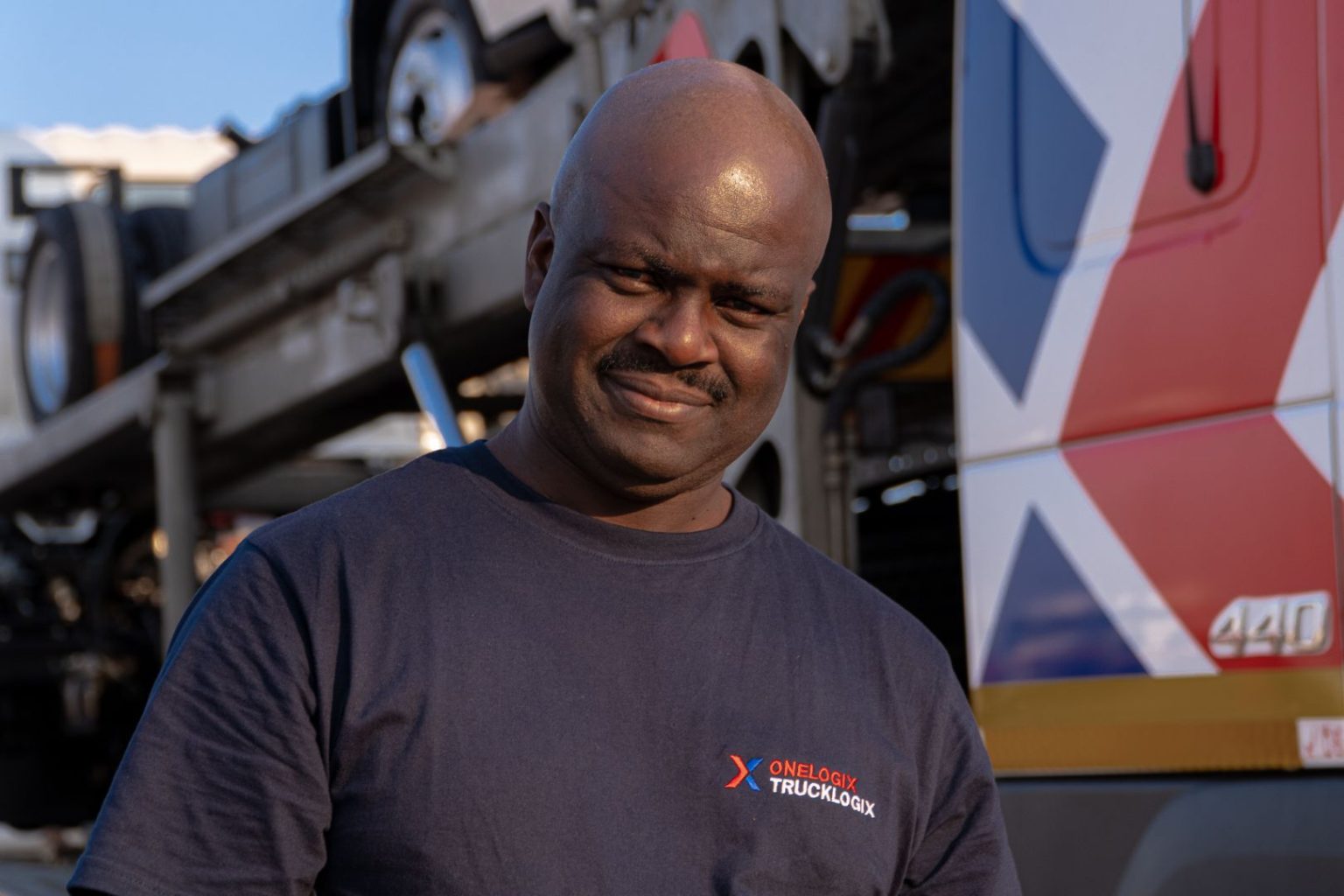 Abnormal Trucks for Heavy-Duty Logistics | OneLogix Mega